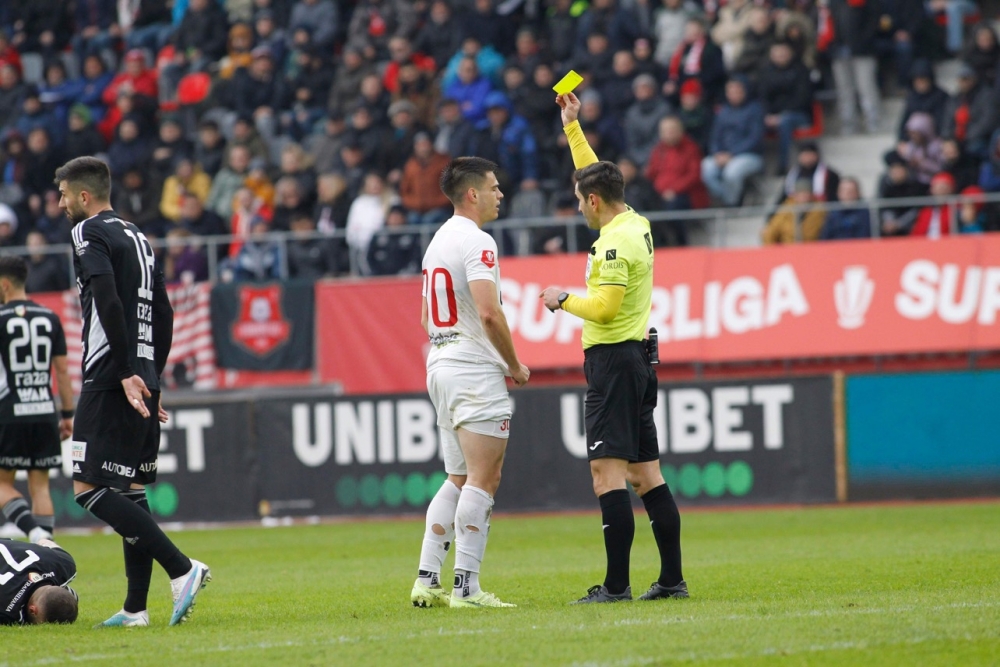 FCH - U Cluj 0-1. VAR-ul a luat, VAR-ul a dat, Sibiul a ratat