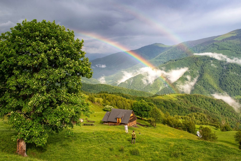 Căsuța MGS, cea mai nouă destinație de sub crestele de lângă Sibiu. „Se ...