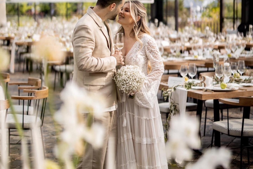 Lumânările de la nunta lui Smiley cu Gina Pistol, făcute de sibieni ...