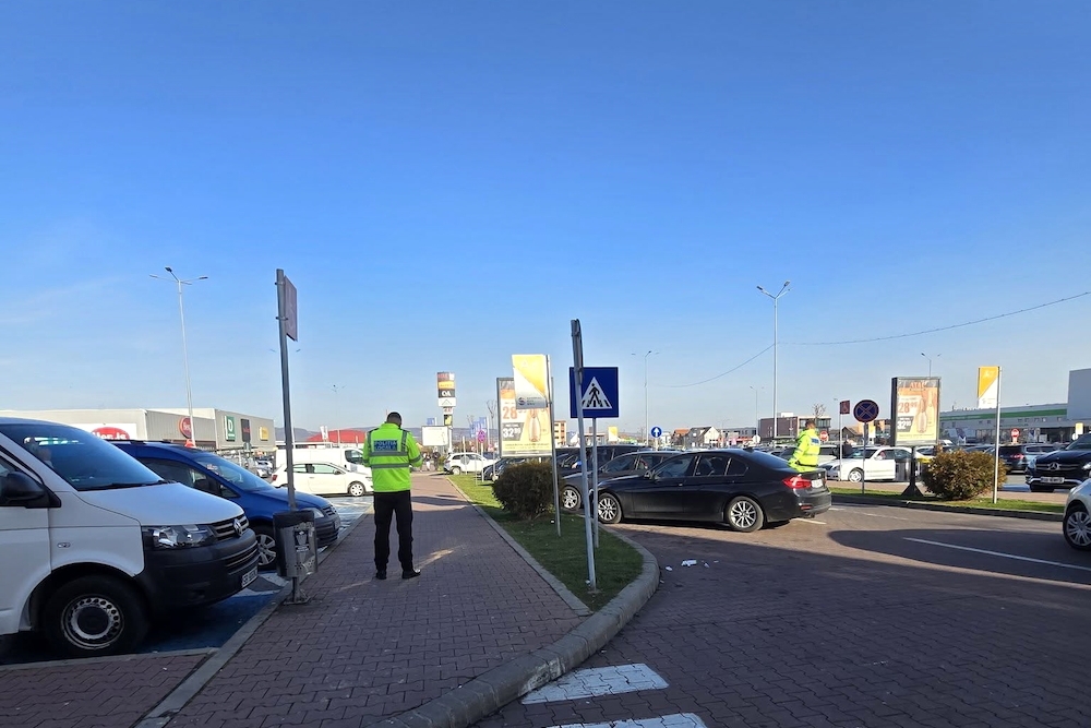 Parcare neregulamentară la cumpărături: Aproape jumătate din amenzile ...